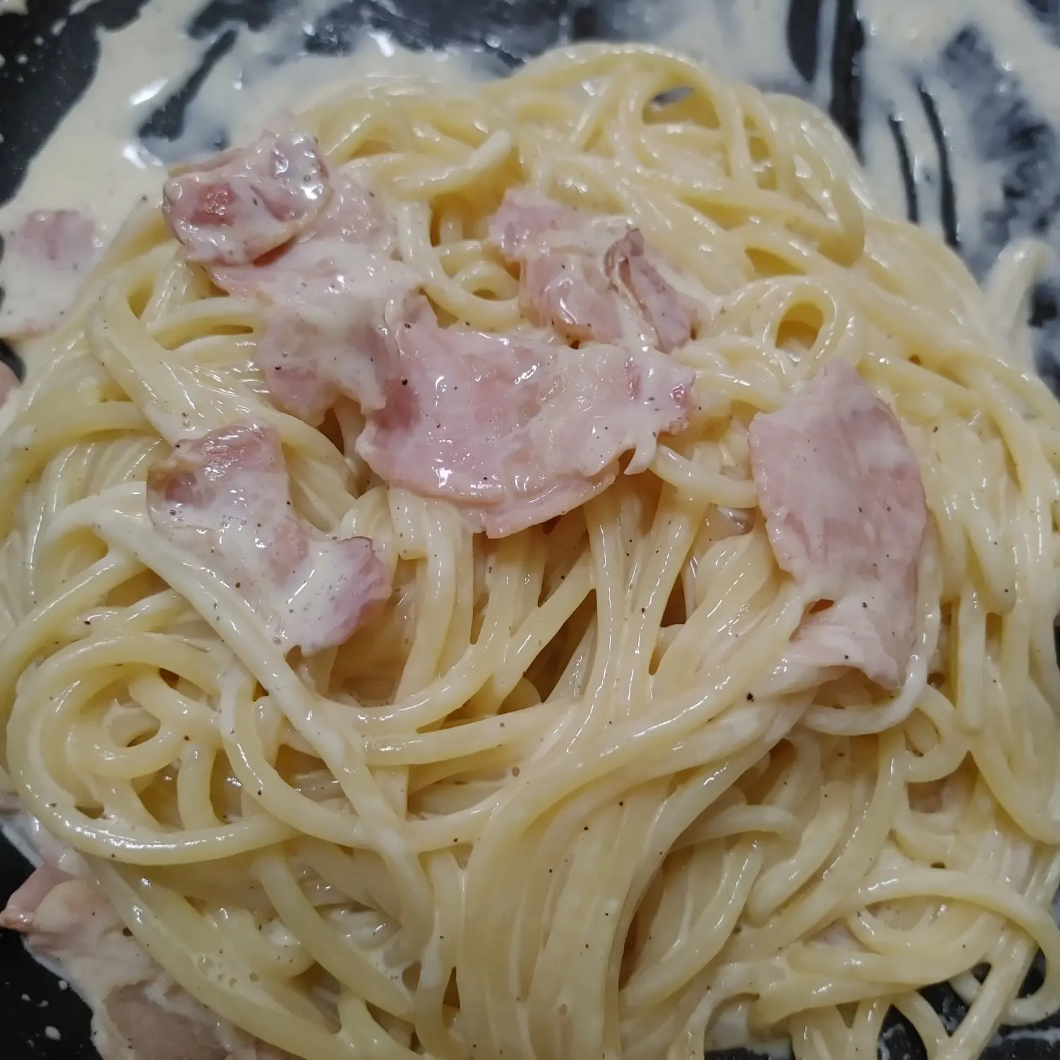 Spaghetti con crema de leche: una receta cremosa y versátil - Lacteos Franz